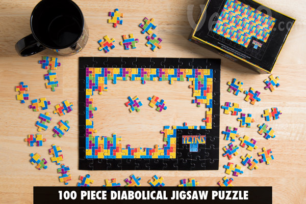 Tetris Mini Jigsaw Puzzle: Officially licensed 100 piece puzzle.