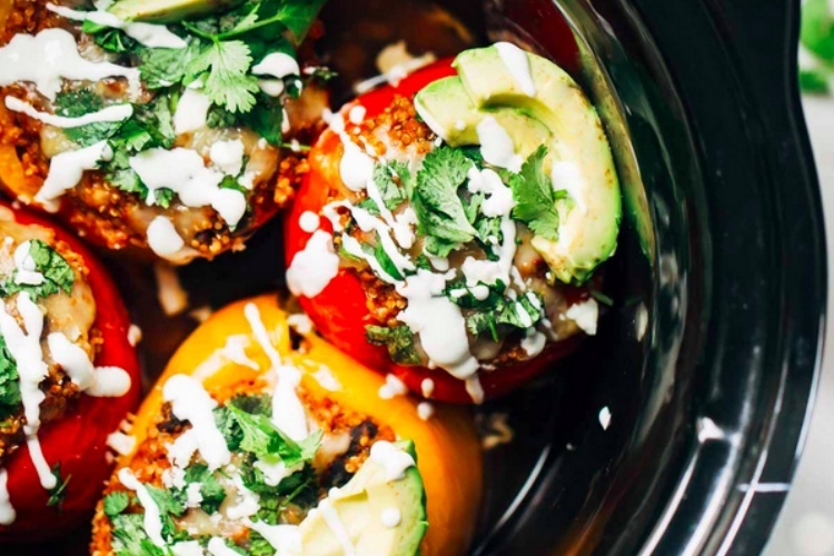 22 Slow Cooker Recipes You Can Eat on a Diet