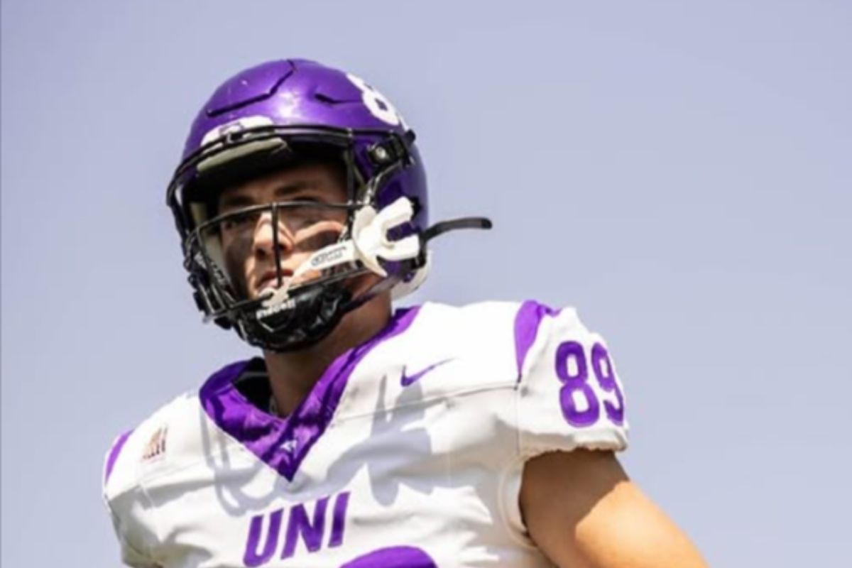 College Freshman Football Player Passed Away After Workout Medical ...
