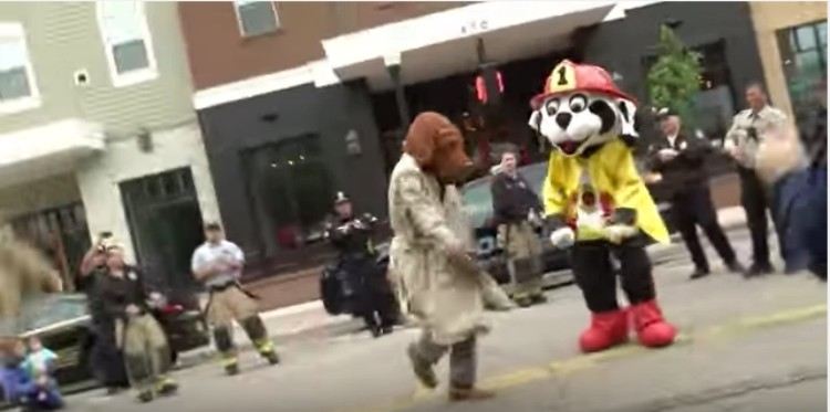 Watch These Firemen and Policemen Dance to “Uptown Funk!”