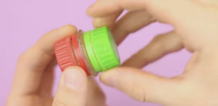 Here Are 13 Brilliant Plastic Bottle Life Hacks