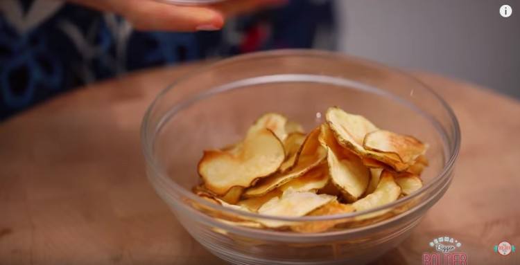 How To Make Crispy Potato Chips In Your Microwave