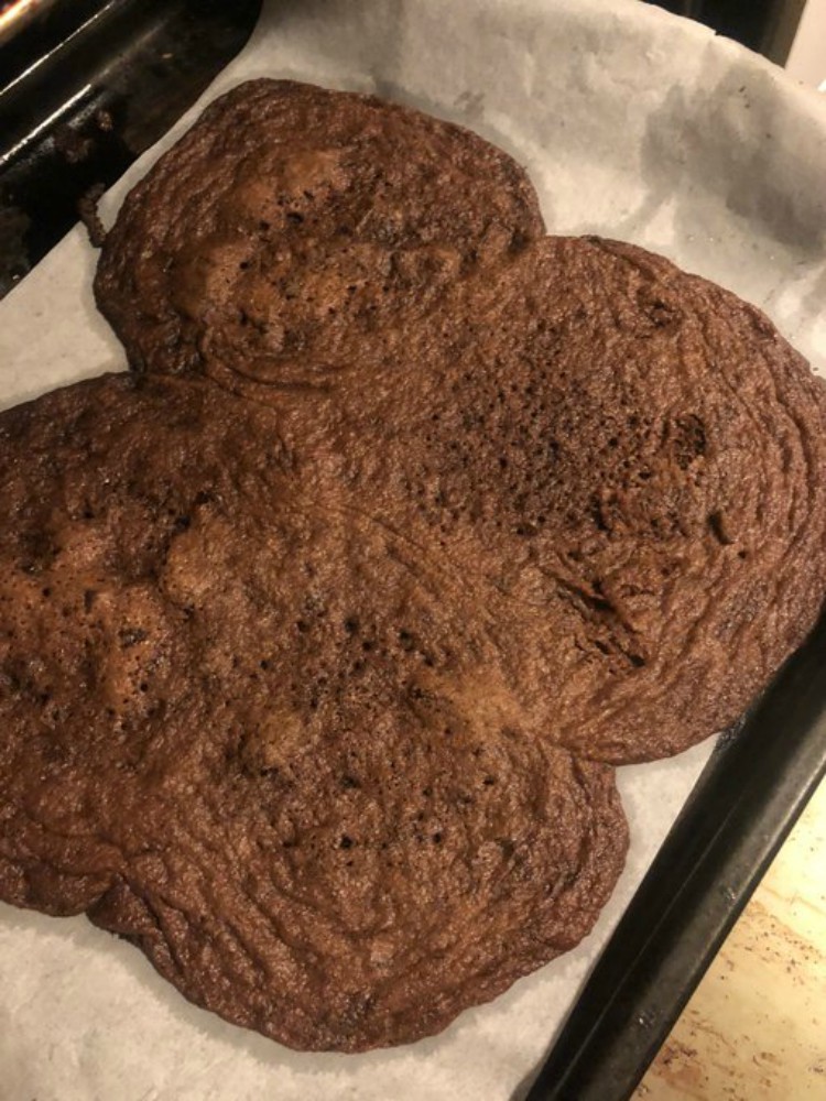 19 People Share Their Most Hilarious Failed Baking Attempts From Quarantine