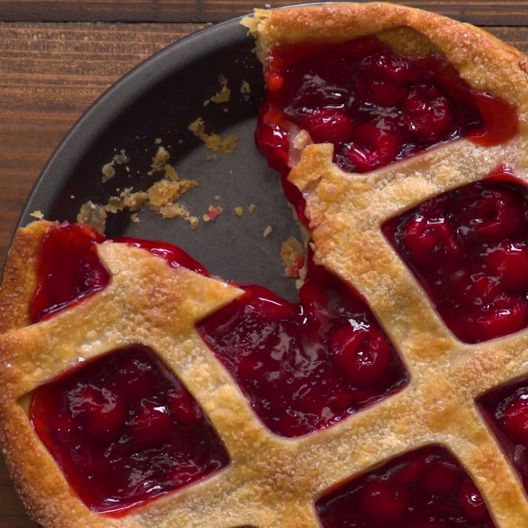 8 Fancy Pie Crusts That Are Super Simple to Create