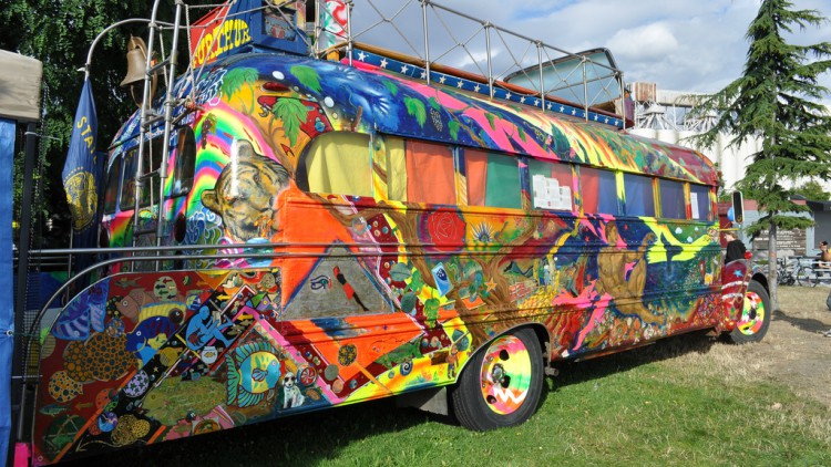 There’s a Reason Why All School Buses Are Yellow – Do You Know Why?