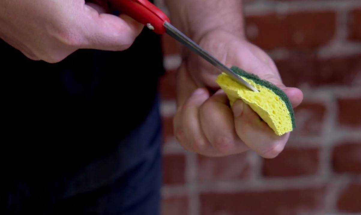 How to Use Magnets to Help You Clean the Kitchen