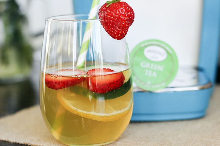 It’s Easy to Lose Weight with These 22 Detox Water Recipes
