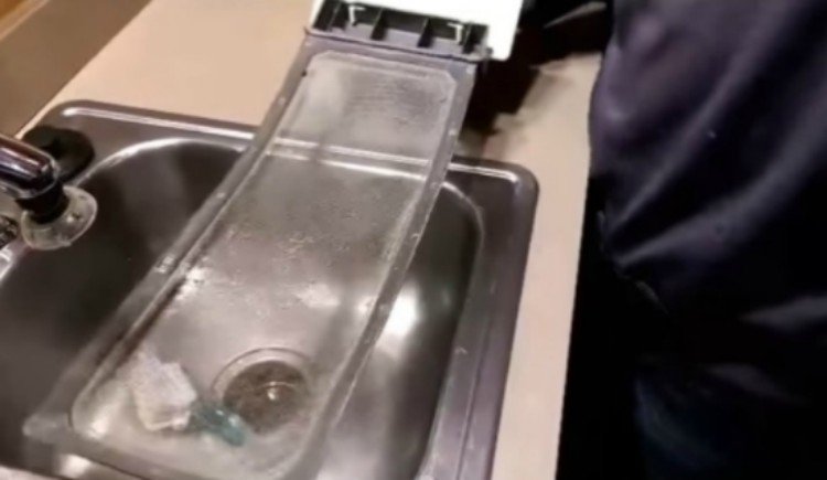 How to Clean Your Dryer’s Lint Filters the Right Way!