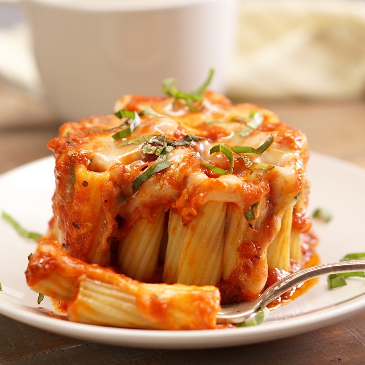 Rigatoni Pasta Pie in a Mug