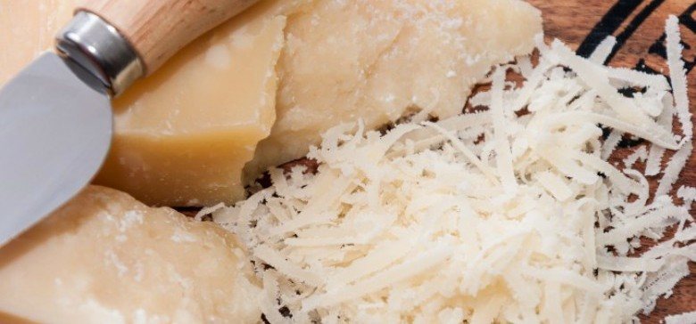 These Brands of “100% Cheese” Actually Aren’t All Cheese