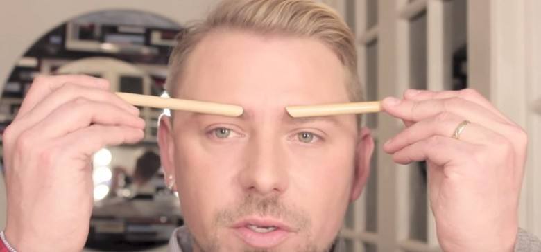 How Your Eyebrows Affect the Way Your Nose Looks