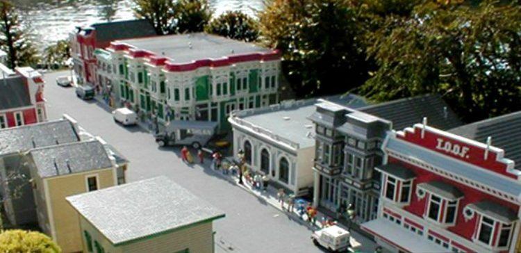 21 Unique Small Towns to Visit for Your Next Vacay