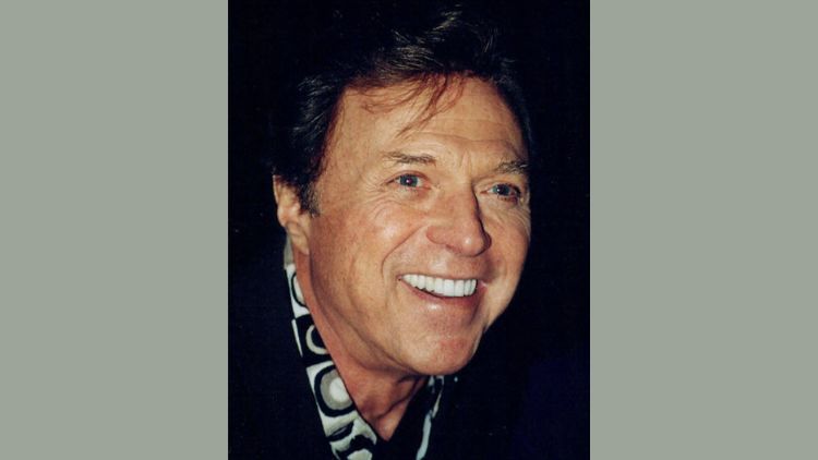 Popular Award Winning Singer Has Passed Away