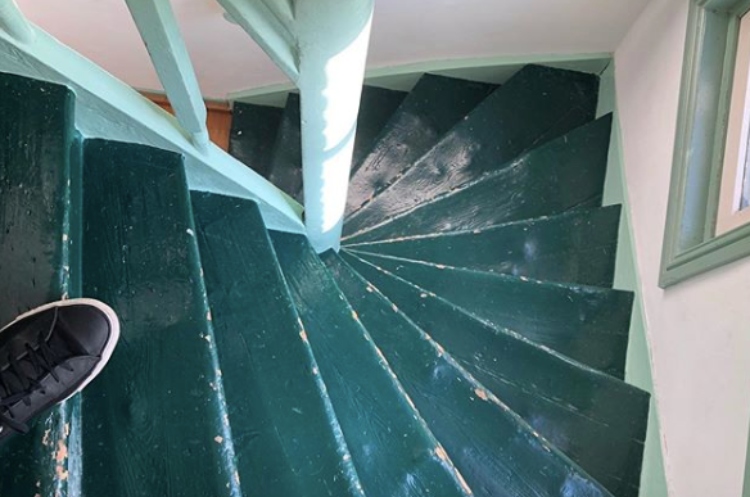 These 17 Stair Design Fails Could Result In Some Epic Injuries