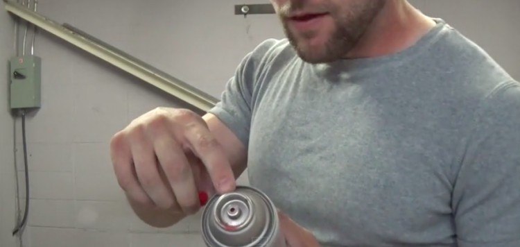 This Trick Will Make Your Clogged Spray Cans Work Effortlessly Again!