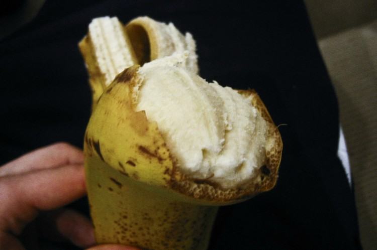 15 Eerie Pictures of Mutant Fruit