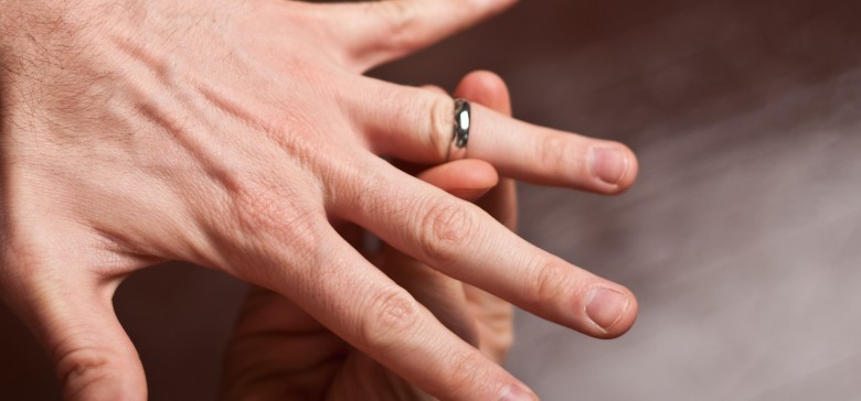 Hospital Trick for Removing a Stuck Ring