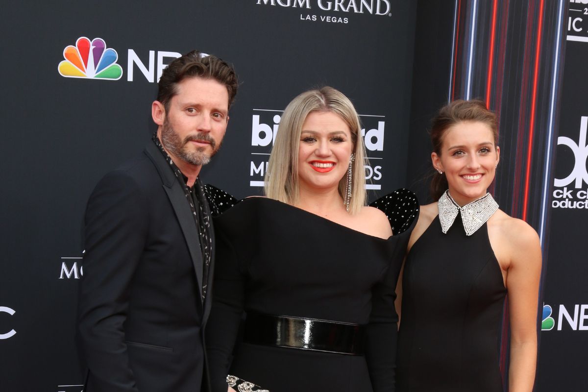 Ex-Husband of Kelly Clarkson Passed Away, Cause Of Death Revealed