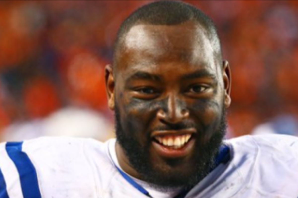 NFL Superbowl Star Arthur Jones Dies At 39