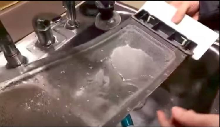 How to Clean Your Dryer’s Lint Filters the Right Way!