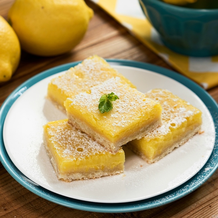 Easy Lemon Bars Made With 5-Ingredients