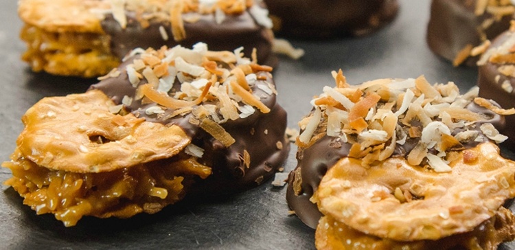 4 Fab Pretzel Crisps® Bites