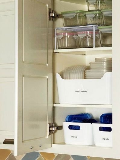 10 Clever Ways To Rethink Your Tupperware Storage