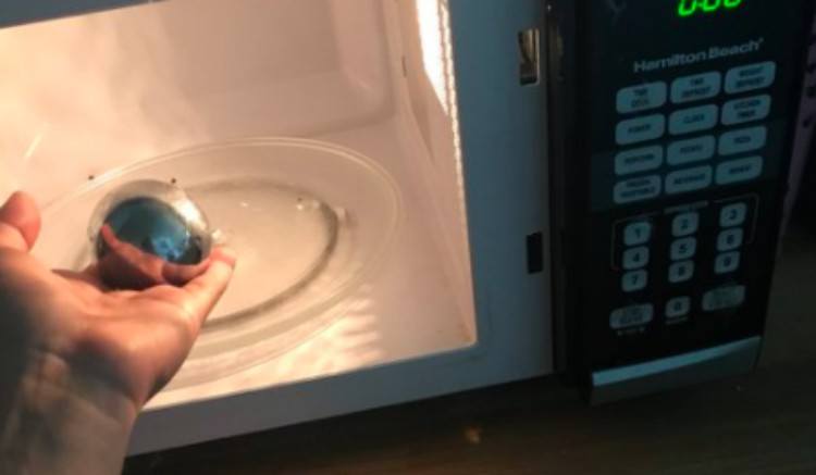 What Really Happens When You Put Aluminum Foil in the Microwave