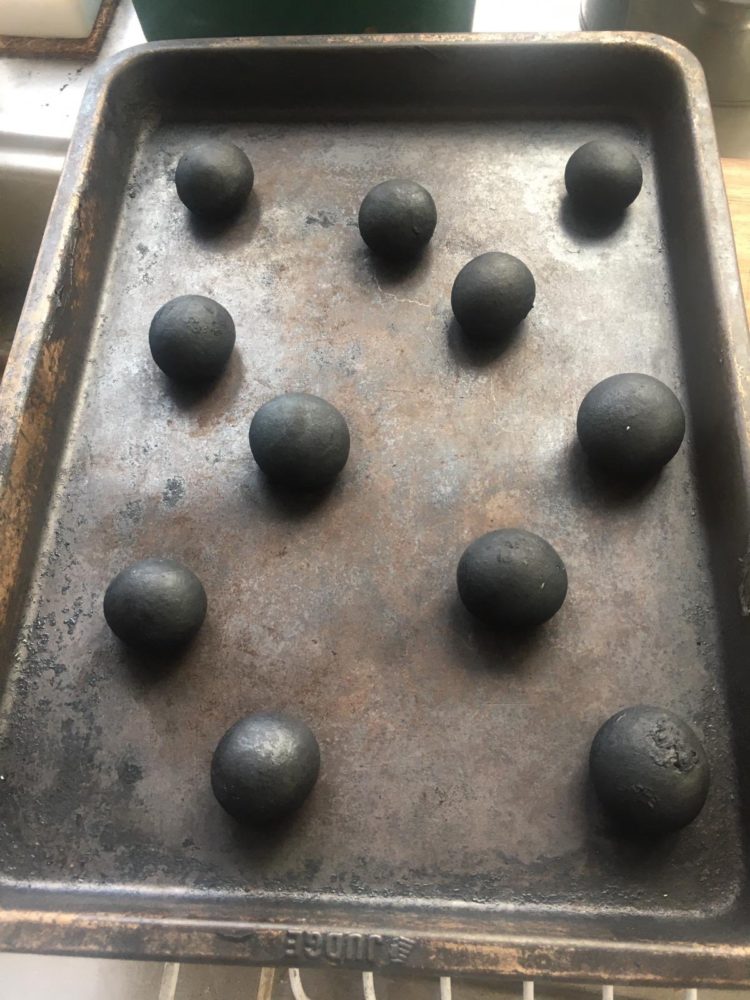 19 People Share Their Most Hilarious Failed Baking Attempts From Quarantine