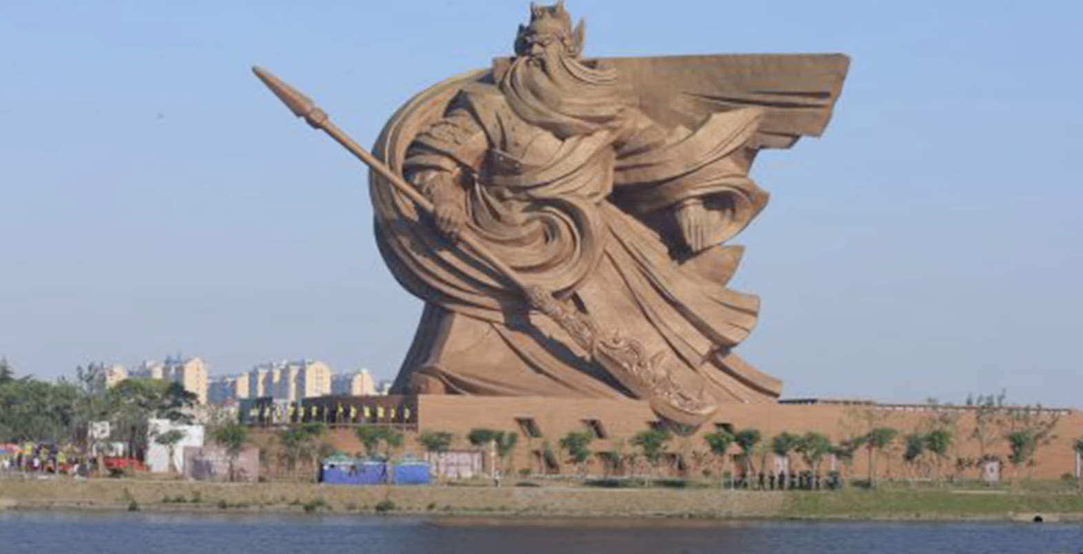 21 of the Most Incredible Sculptures That Exist In the World