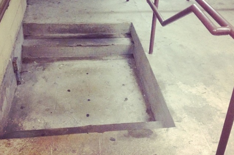 These 17 Stair Design Fails Could Result In Some Epic Injuries