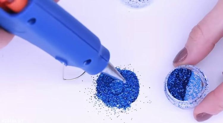 Here are 14 Creative Ways to Use Hot Glue That You’ve Never Tried Before