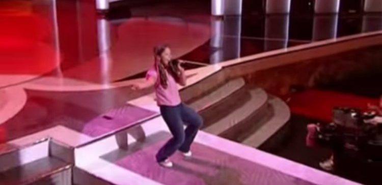 Watch This Girl Show Off Her Amazing Yodeling Skills