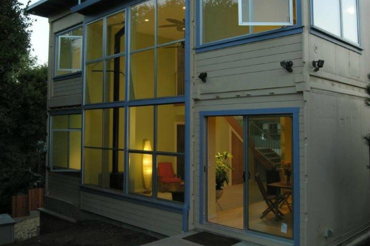13 Unique Shipping Container Homes