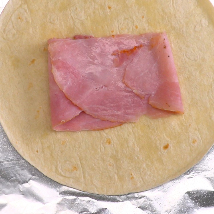 Ham & Cheese Breakfast Pockets