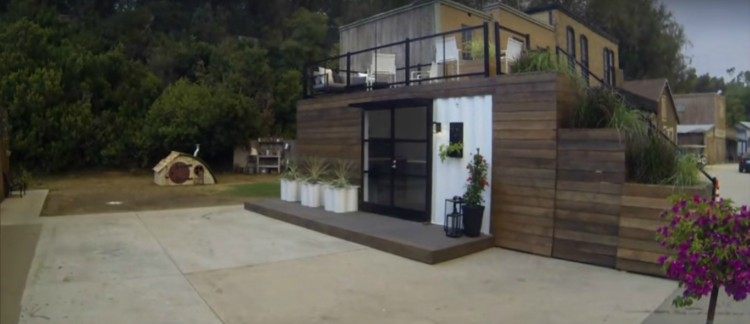 13 Unique Shipping Container Homes
