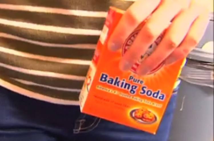 9 Reasons Why You Should Start Drinking Baking Soda Today!