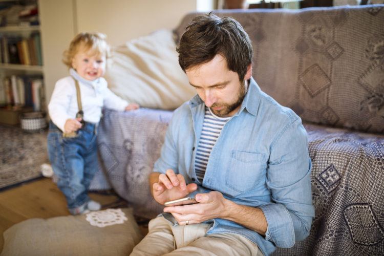 Scientists Warn Against the Disturbing Effects of Distracted Parents on ...