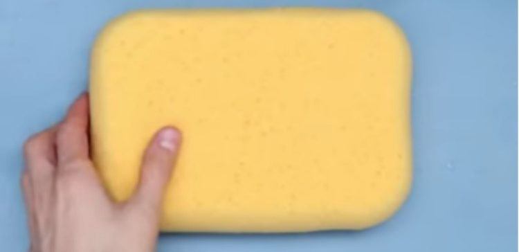 These DIY Soap Dish Sponges Are Perfect for Bathroom and Kitchen Messes!