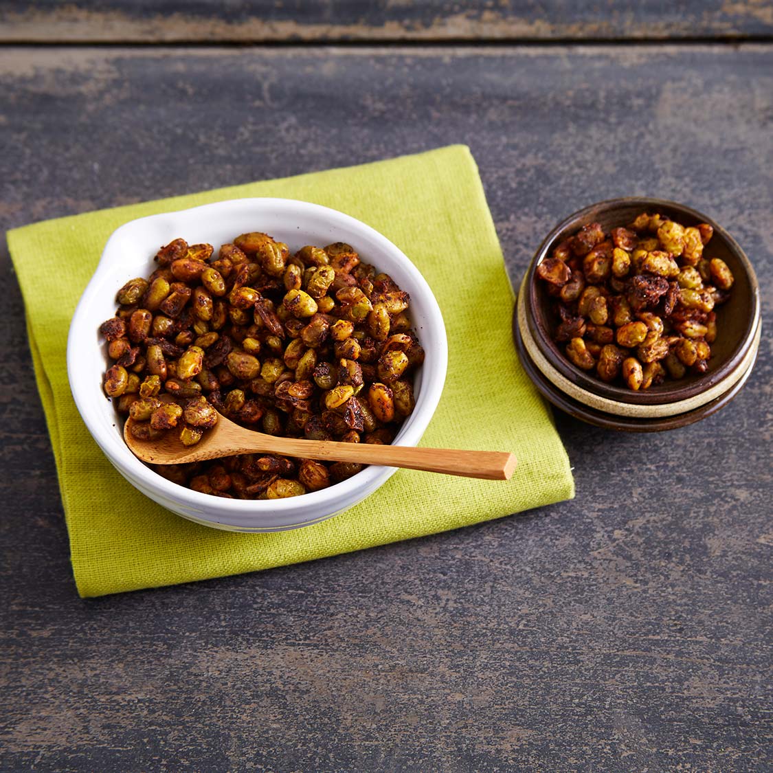 Roasted Spicy Edamame - recipe from MyNetDiary