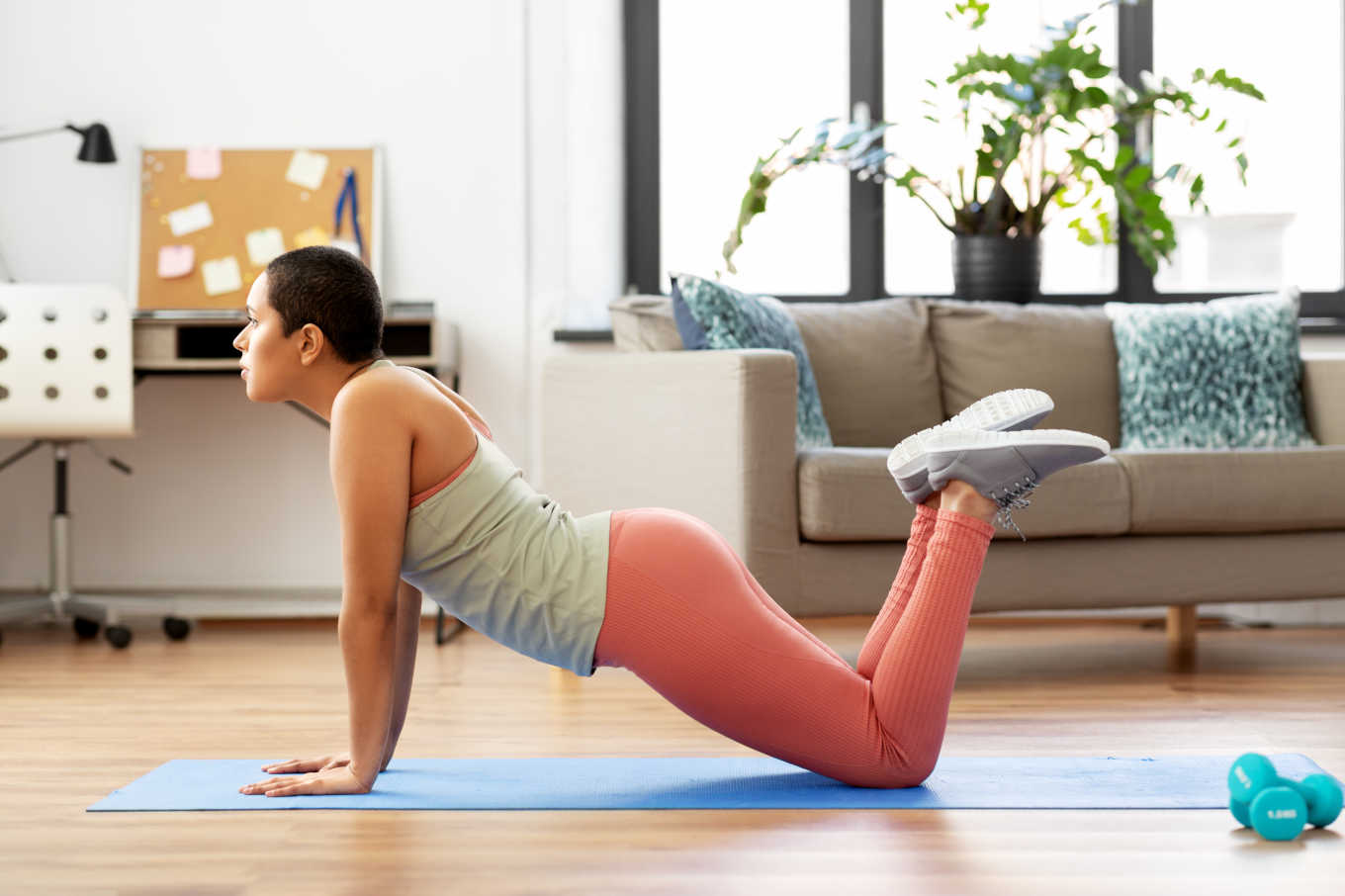 How to counteract the health effects of prolonged sitting all day