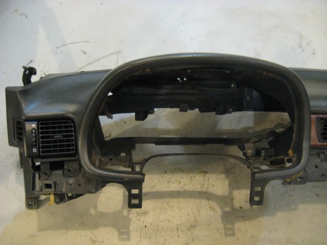 92 Lexus SC300 Dash Panel Assembly R10938 in Avon, MN 56310 PB#18032