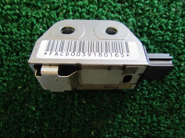 2004 Nissan 350z RH Passenger Side Impact Sensor in Avon, MN 56310 PB ...