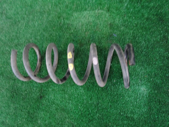 2005 Infiniti G35 Sedan Rear Coil Spring in Avon, MN 56310 PB#291250
