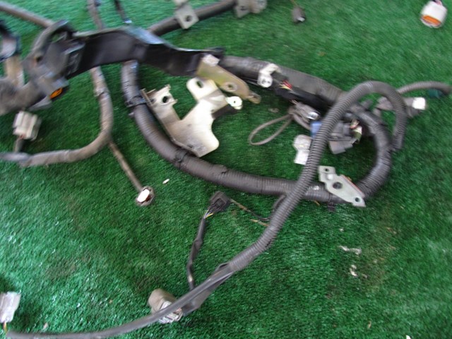 2005 Infiniti G35 Sedan Auto Trans Main Engine Wire Harness in Avon, MN ...