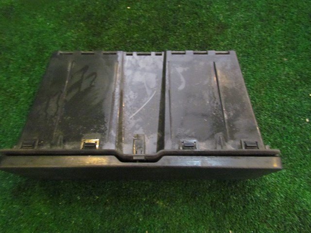 2003 Nissan 350z Rear Storage Cubby 79970 CD000 in Avon, MN 56310 PB#291675