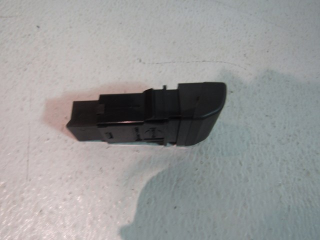 1999 Subaru Forester Rear Defrost Button in Avon, MN 56310 PB#296506