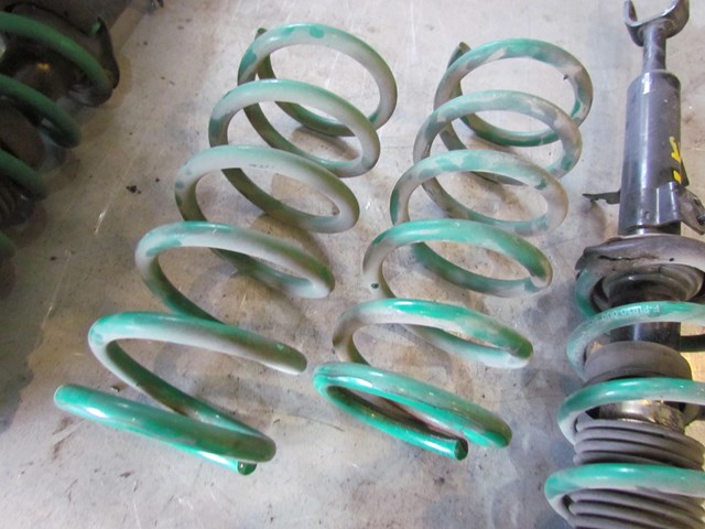 2004 Infinti G35 Coupe Front Struts w/Tein Lowering Springs in Avon, MN ...