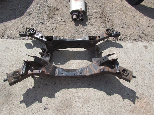 2007 Infiniti G35x Sedan Rear Subframe AWD in Avon, MN 56310 PB#301940