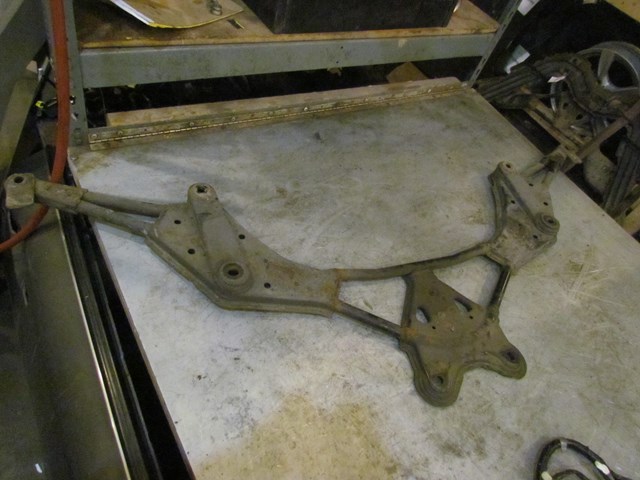 2003 Infiniti G35 Coupe Front Subframe Crossmember Brace in Avon, MN ...
